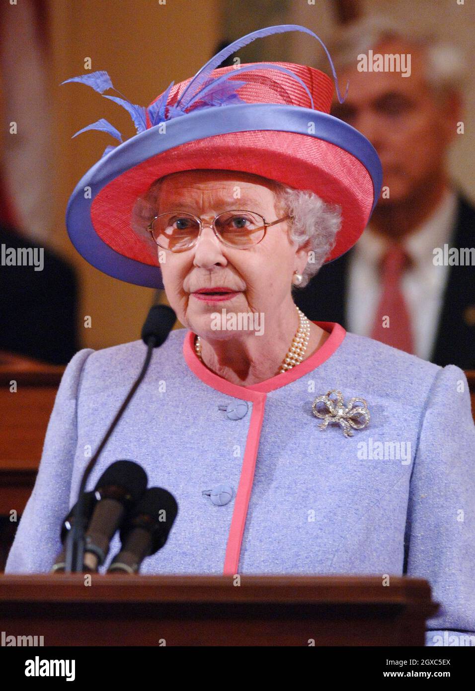 Queen Elizabeth II addresses the Virginia General Assembly in Richmond ...