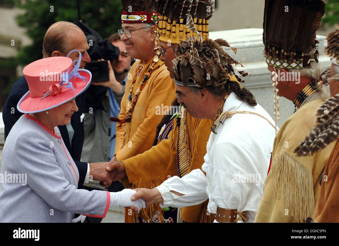 Queen Elizabeth II and Prince Philip, Duke of Edinburgh meet Native ...