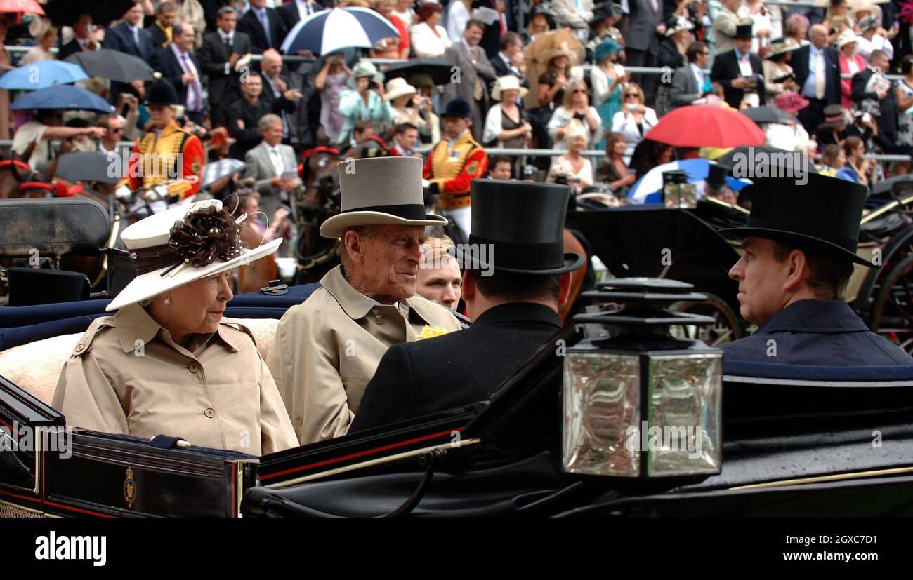 Queen Elizabeth ll, Prince Philp, Duke of Edinburgh and Prince Andrew ...