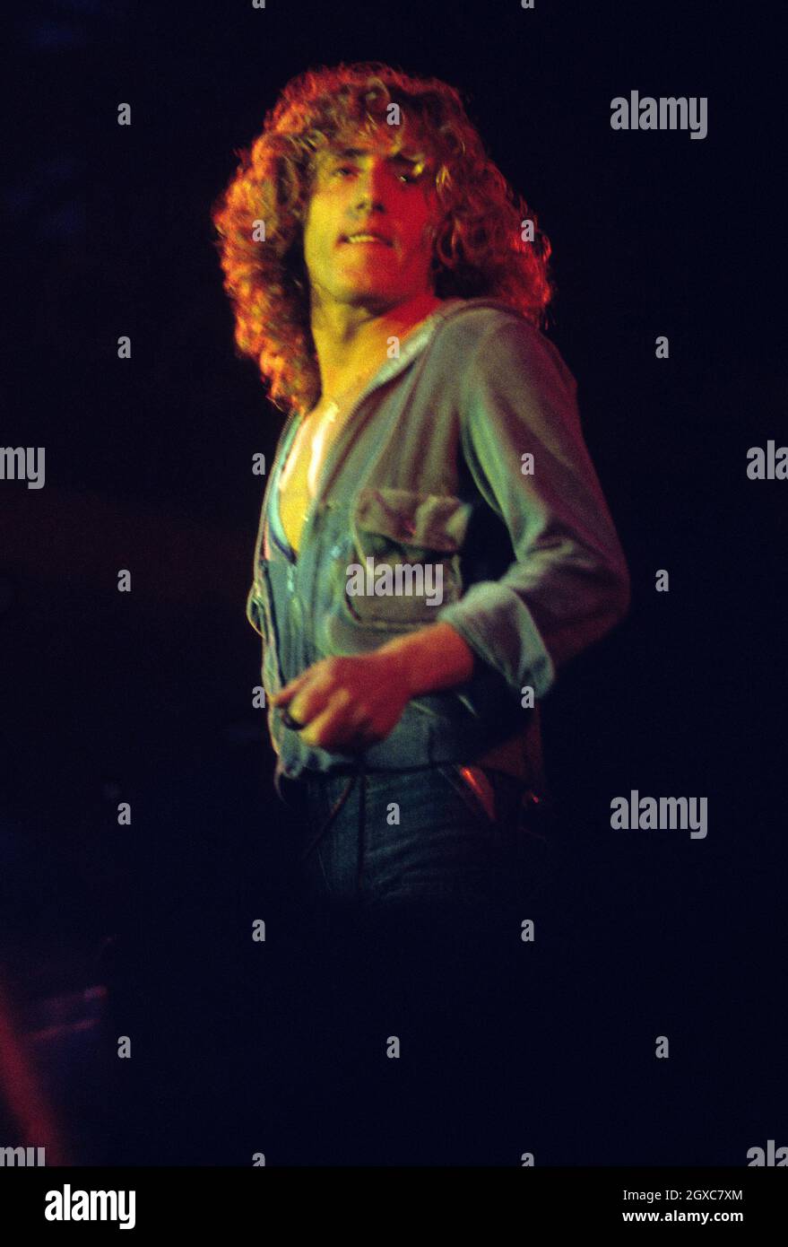 The who on stage hi-res stock photography and images - Alamy