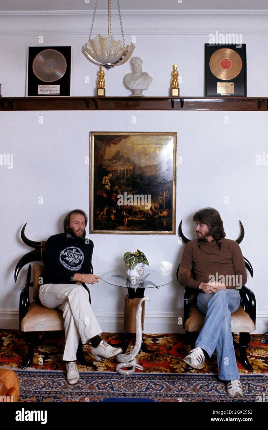 Bee Gees Singers Maurice Gibb (l) and Barry Gibb (r) in their home ...