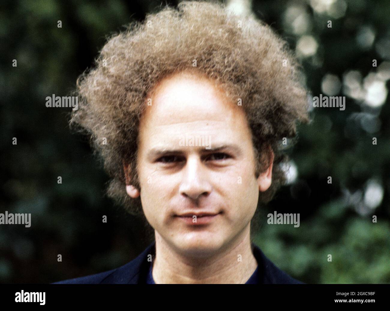 American singer-songwriter and actor Art Garfunkel Stock Photo - Alamy