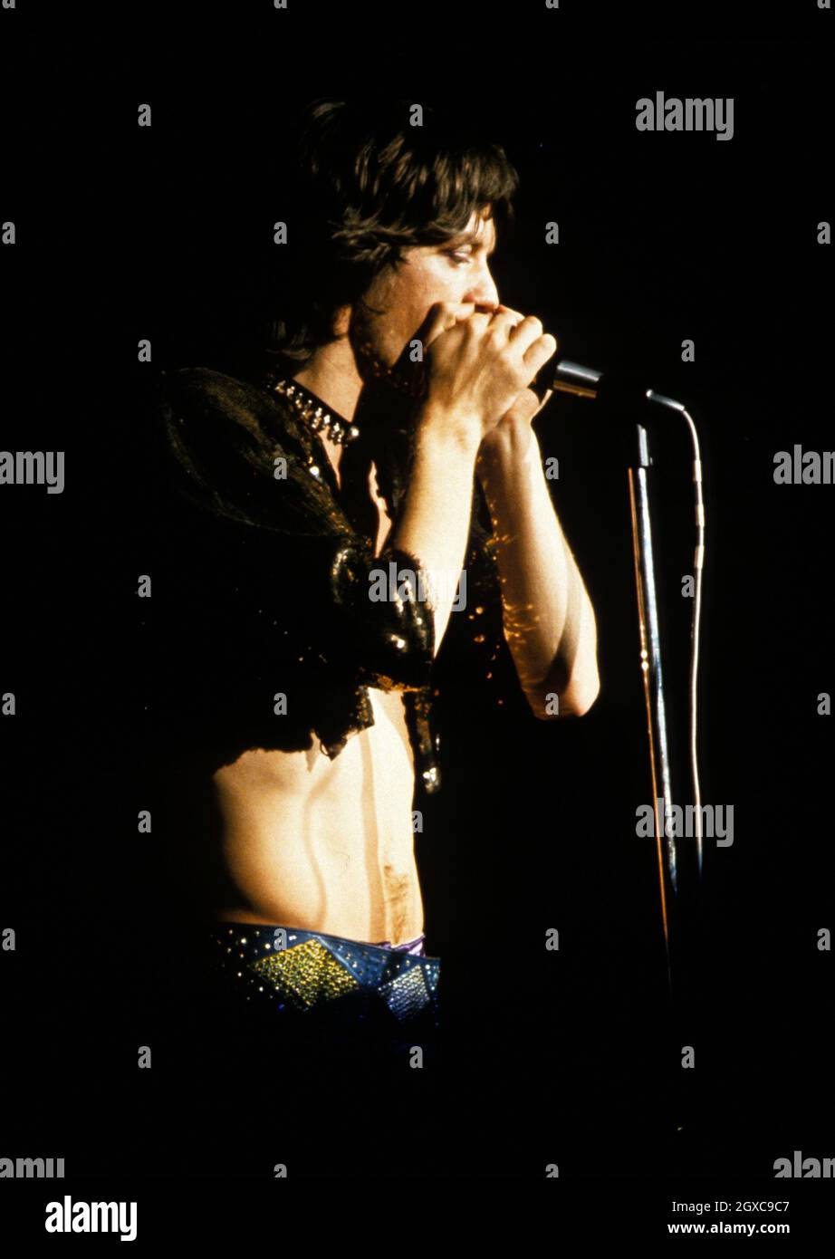 Rock star Mick Jagger of the Rolling Stones performs on stage Stock ...