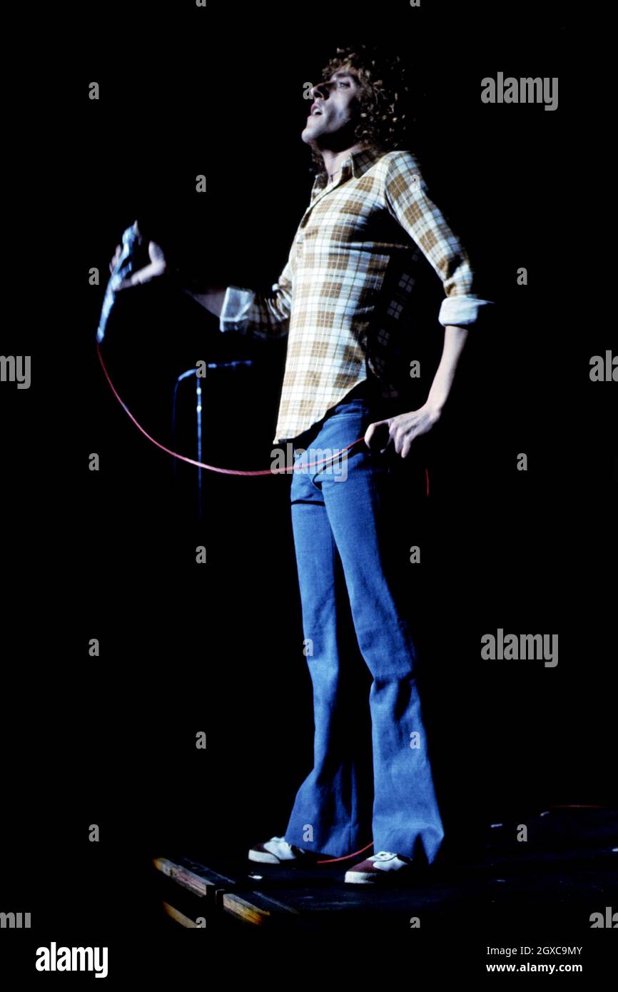 Roger Daltrey, lead singer of English rock band The Who in concert ...