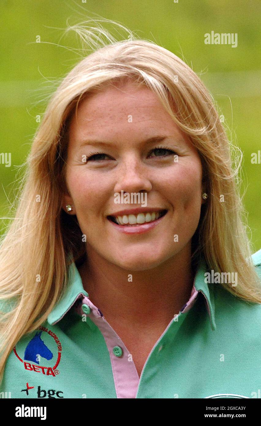 Autumn Kelly smiles after announcing her engagement to Peter Phillips ...