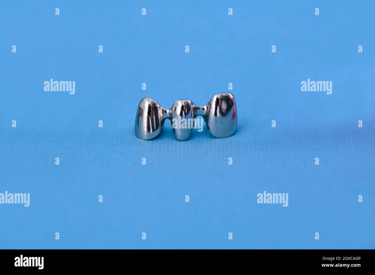 Temporary crowns hi-res stock photography and images - Alamy