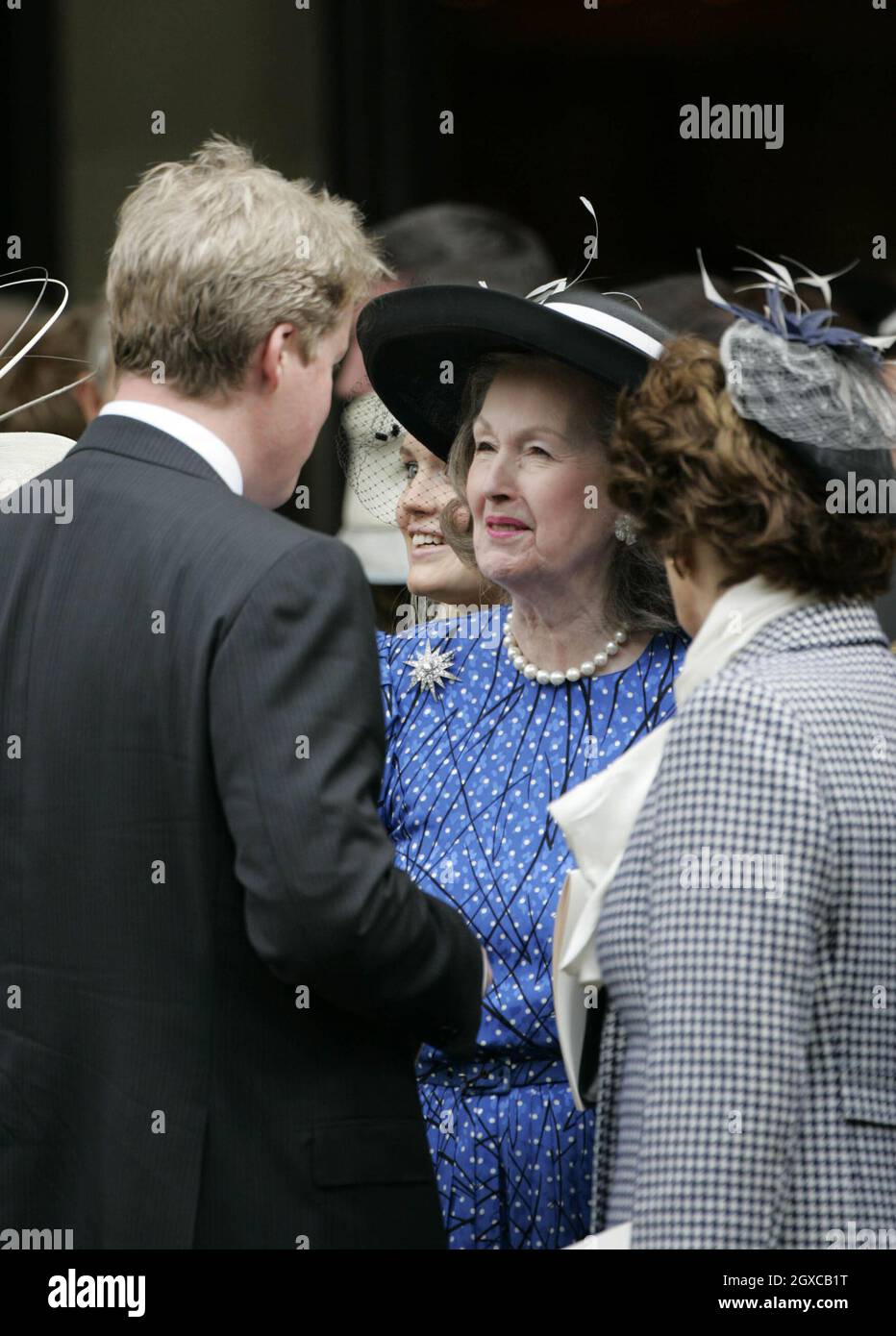 Earl Spencer and Raine Spencer leave the Service to celebrate the life ...