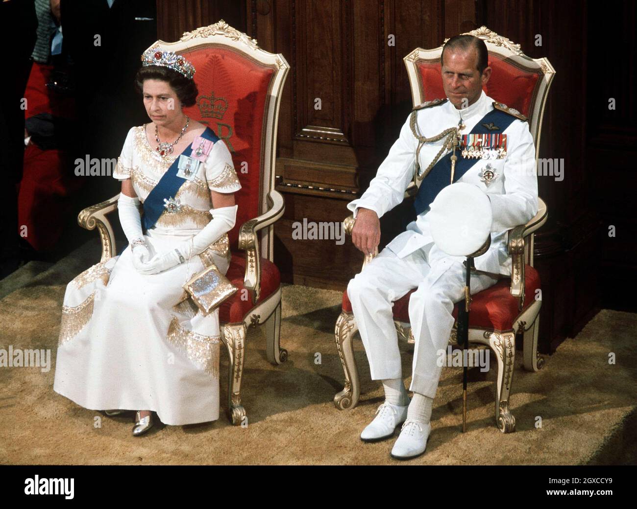 Queen elizabeth ii during the state opening of parliament hi-res stock ...