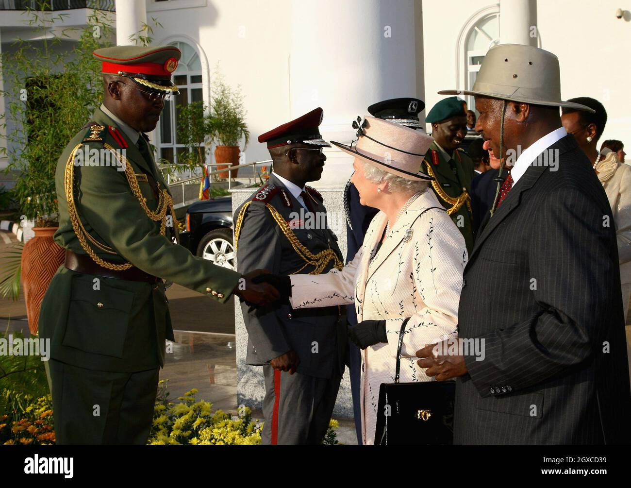 President museveni hat hi-res stock photography and images - Alamy