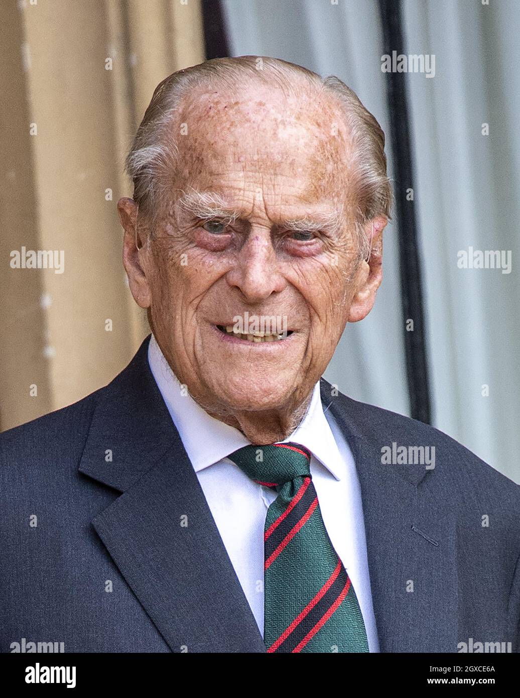 Stepping down from castle hi-res stock photography and images - Alamy