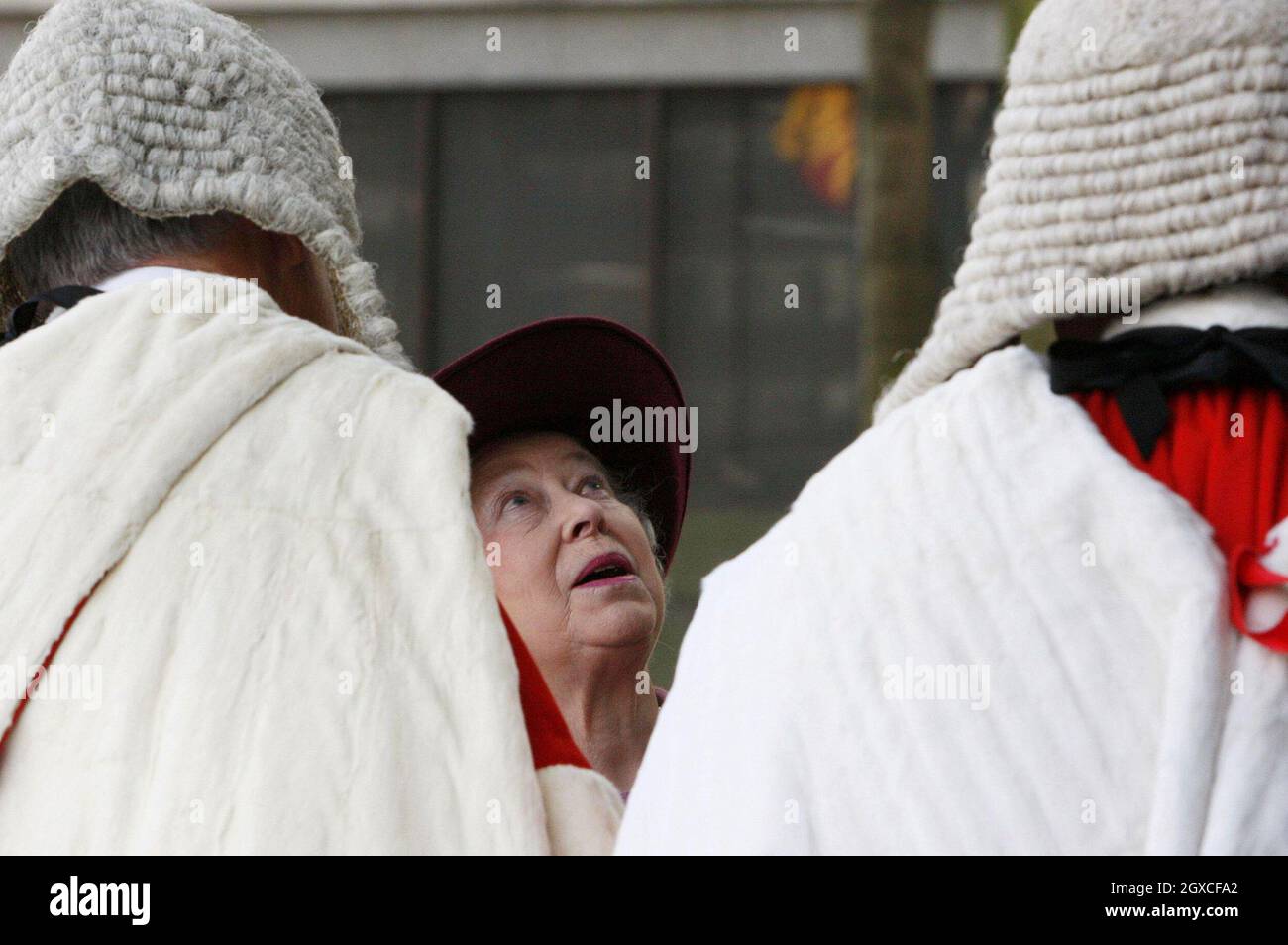 Queen Elizabeth II meets judges during a visit to the new Criminal ...