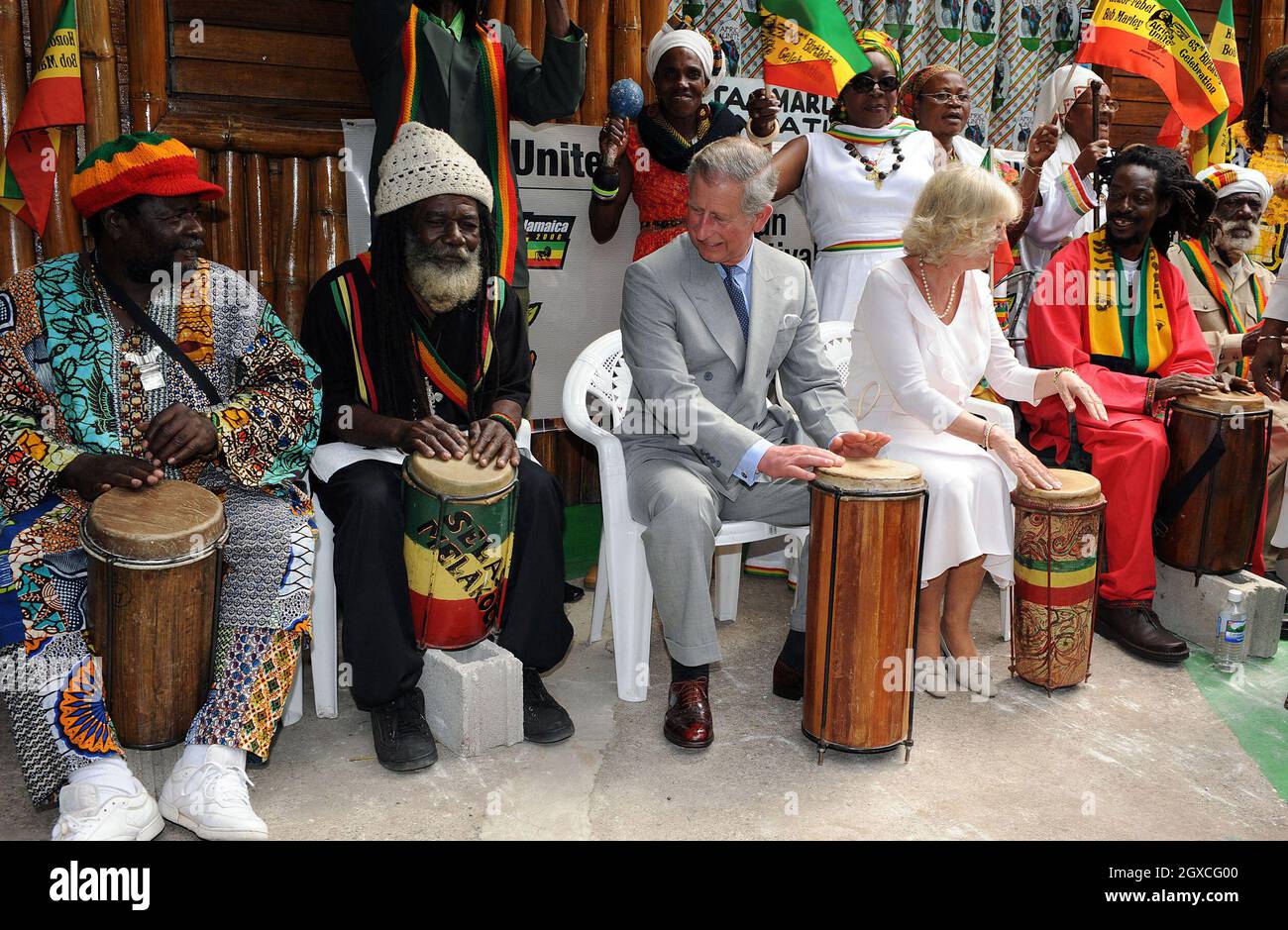 Prince Charles, Prince of Wales and Camilla, Duchess of Cornwall play ...