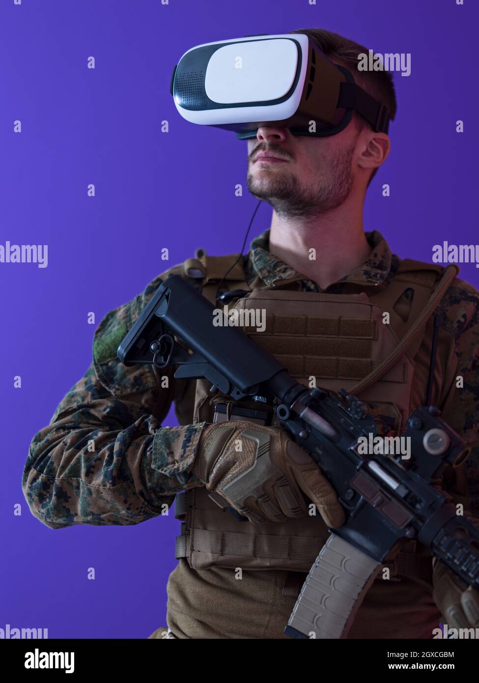 modern warfare futuristic soldier using vr virtual reality glasses ...