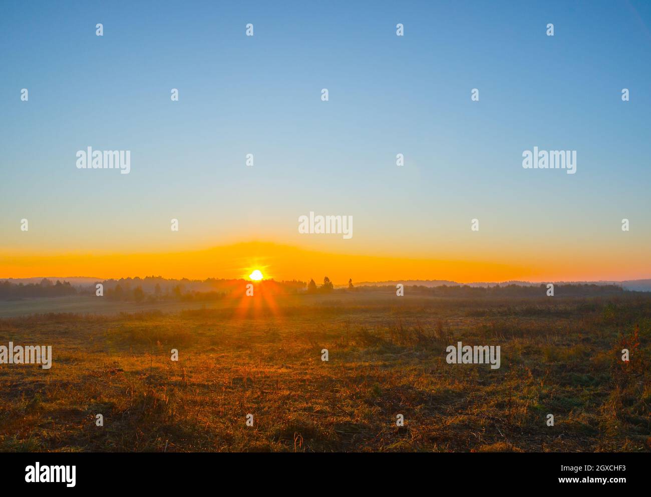 Sky with beautiful weather elements hi-res stock photography and images ...