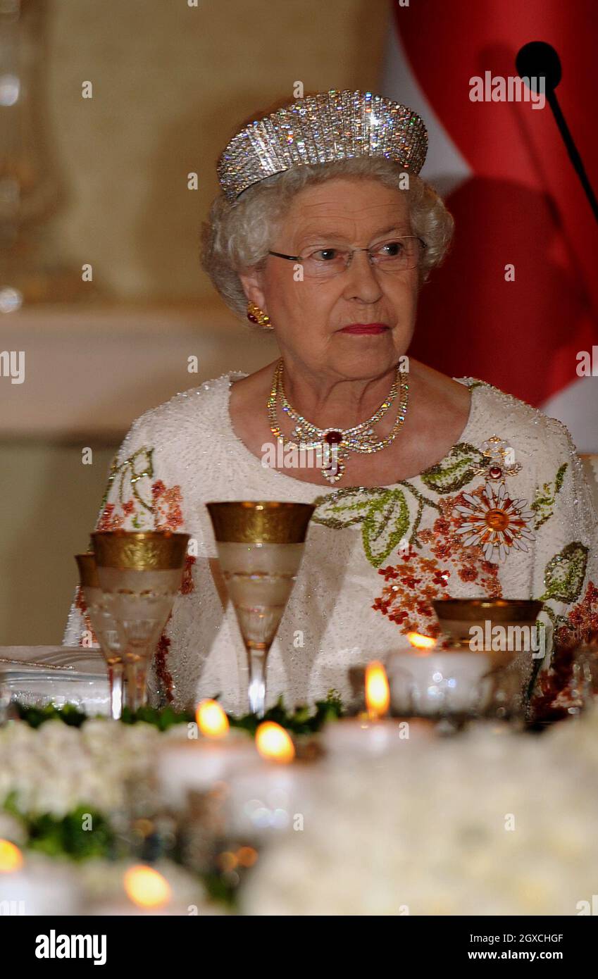 Queen elizabeth ii state visit to turkey hi-res stock photography and ...