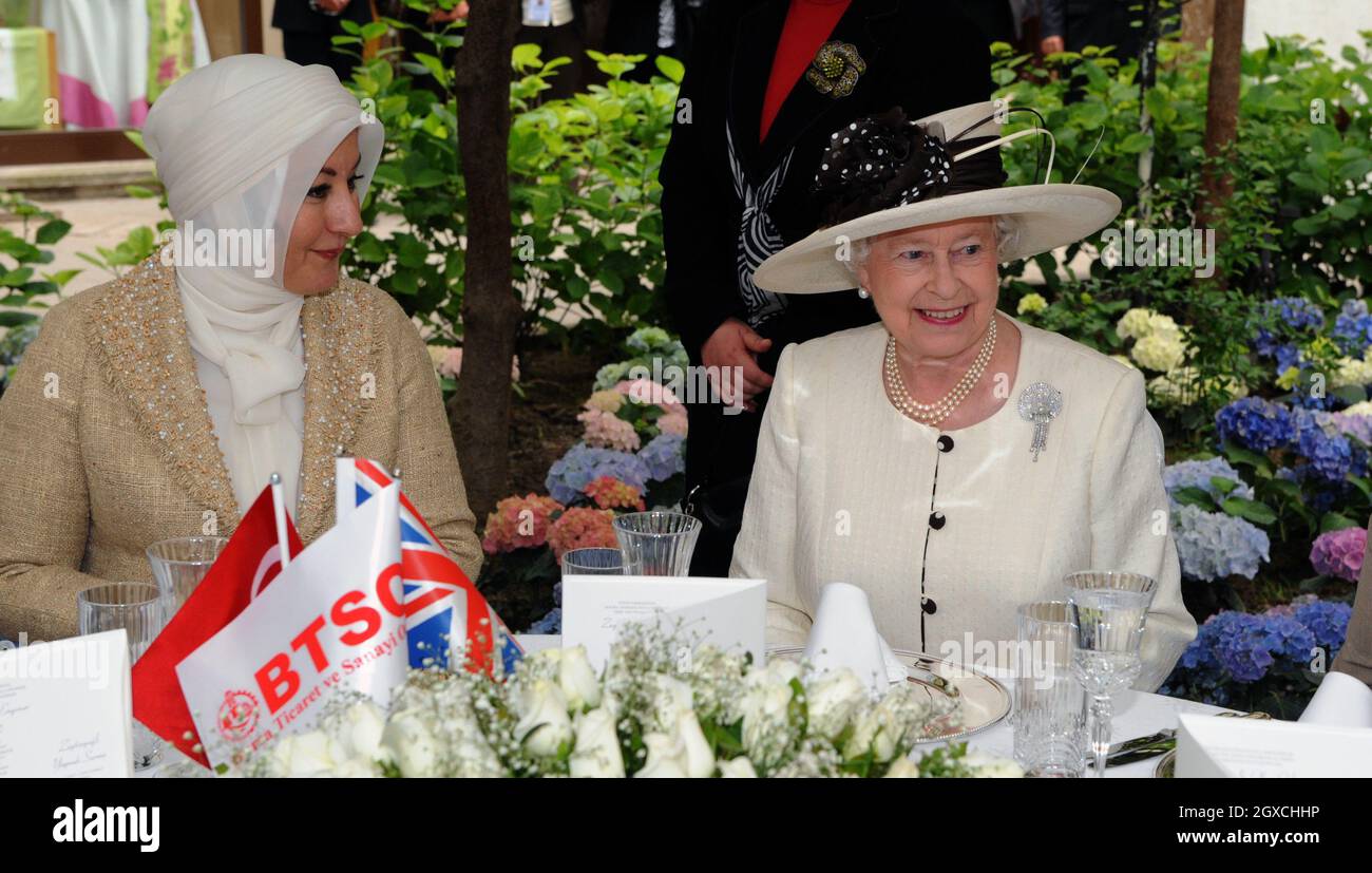 Turkish lady royal hi-res stock photography and images - Alamy