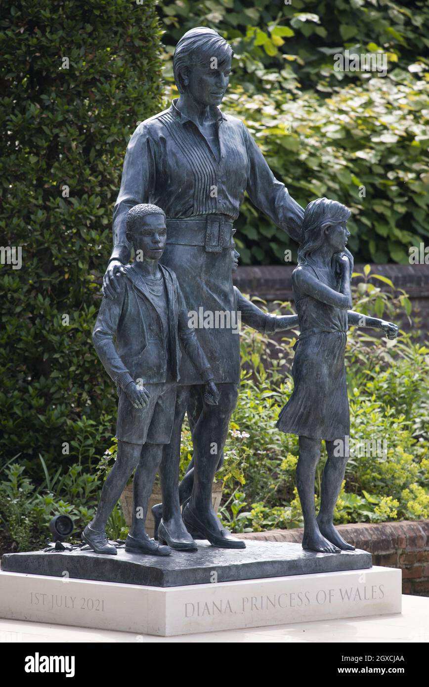 A statue of Princess Diana which was unveiled by Prince William ...