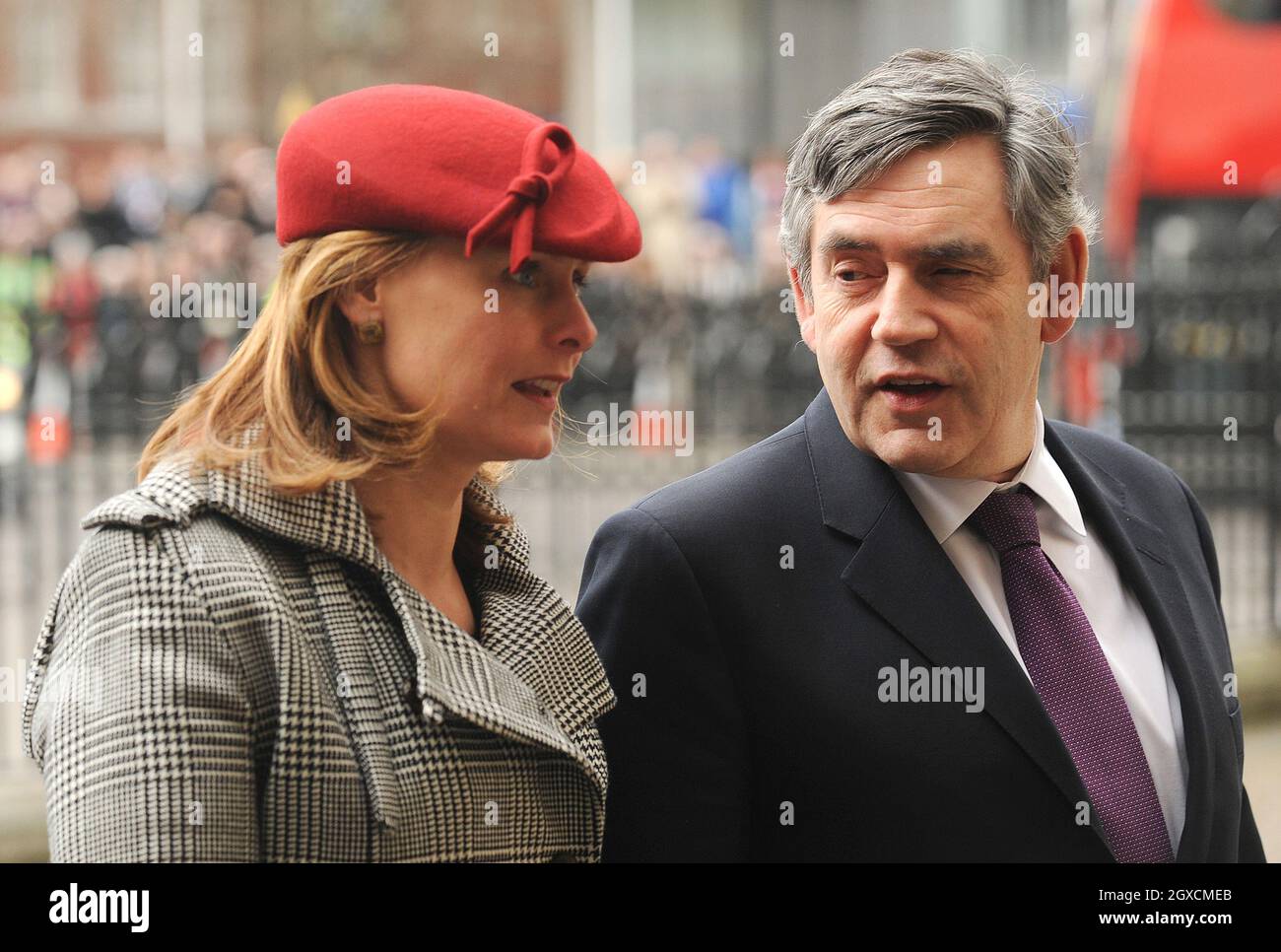 Prime minister gordon brown wife sarah arrive westminster abbey hi-res ...
