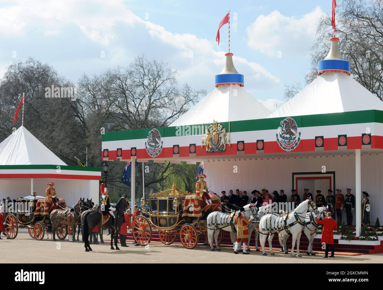 The Queen attends the ceremonial Mexican State visit on Horse Guards ...