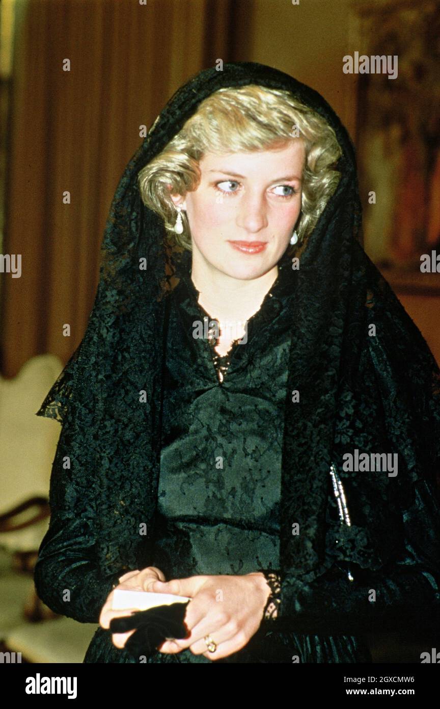 Diana, Princess of Wales meets Pope John Paul ll during a visit to the ...