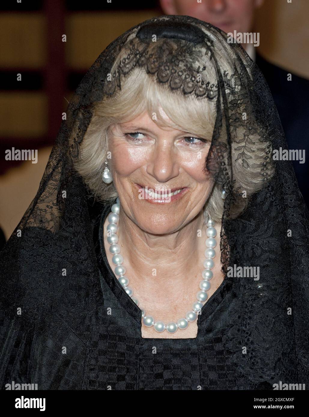 Camilla, Duchess of Cornwall meet Pope Benedict XVI at the Vatican in ...