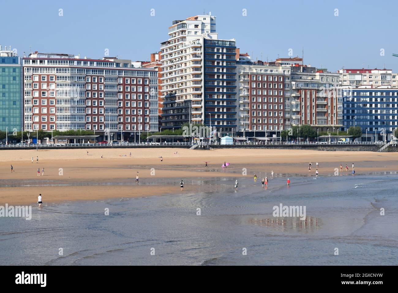 Gijon asturias beach hi-res stock photography and images - Alamy