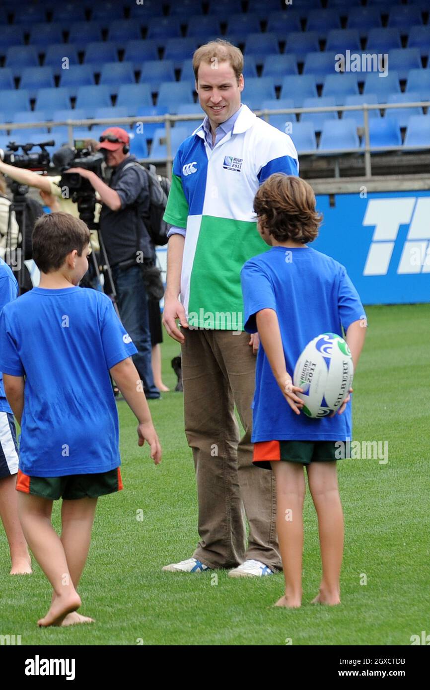 Prince William plays rugby with children as he visits Eden Park Stadium ...