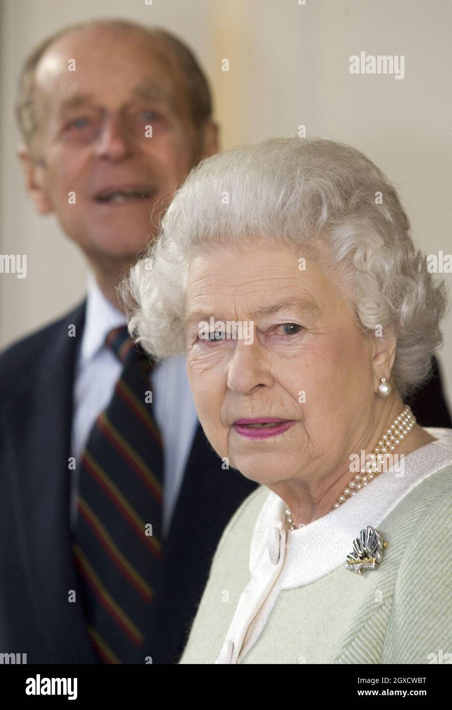 Queen Elizabeth II and Prince Philip, Duke of Edinburgh say goodbye to ...