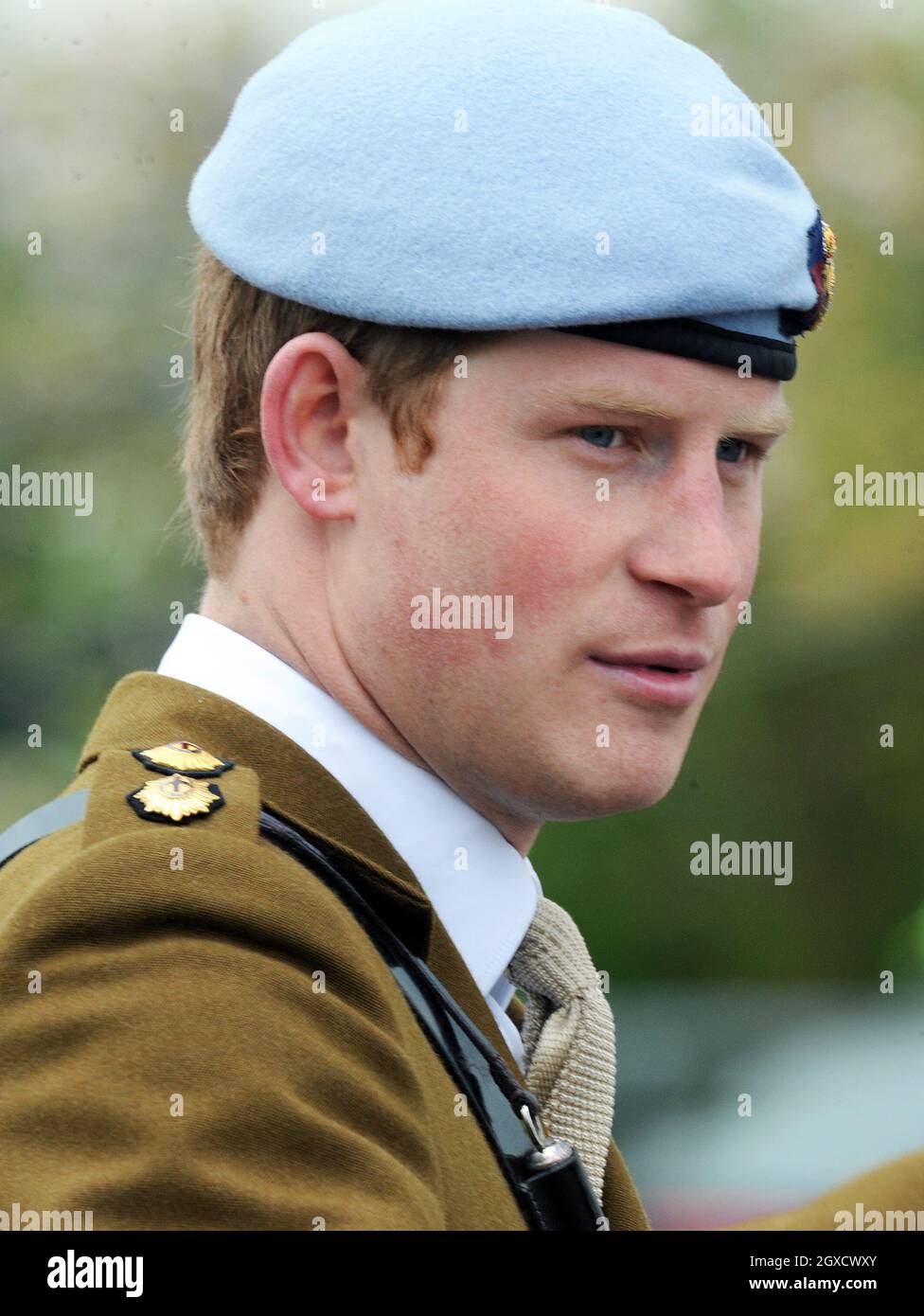 Prince Harry wears his Army Flying Corps blue beret following his pilot ...