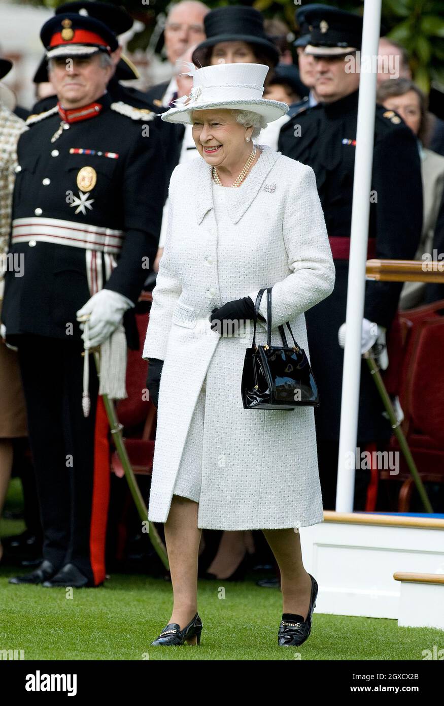 Queen Elizabeth II arrives to review of the Company of Pikemen and ...