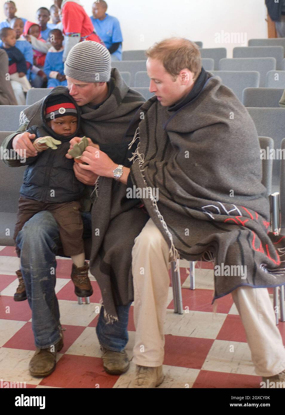 Young prince william prince harry hi-res stock photography and images ...