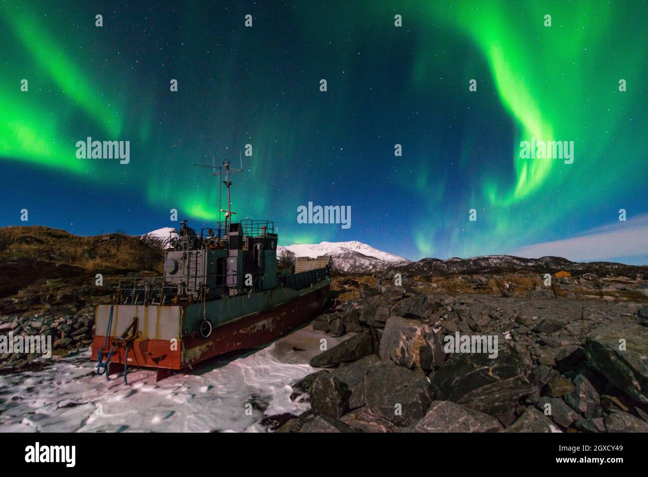 Senja landscape hi-res stock photography and images - Alamy