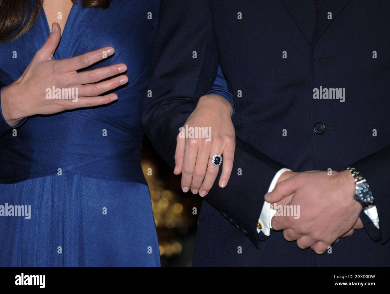 Prince William and Kate Middleton pose for photographs in the State ...
