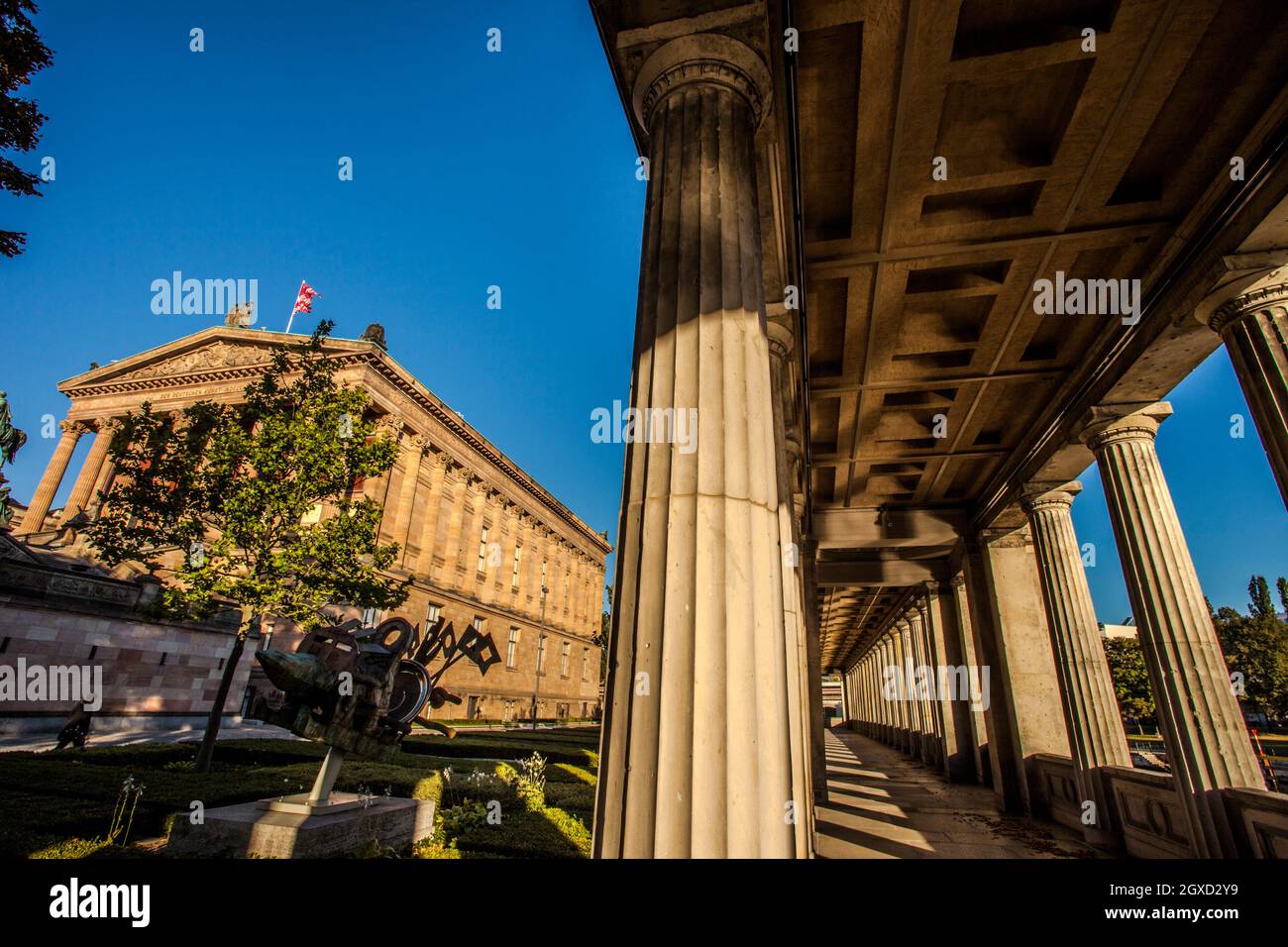 Old national gallery alte nationalgalerie hi-res stock photography and ...