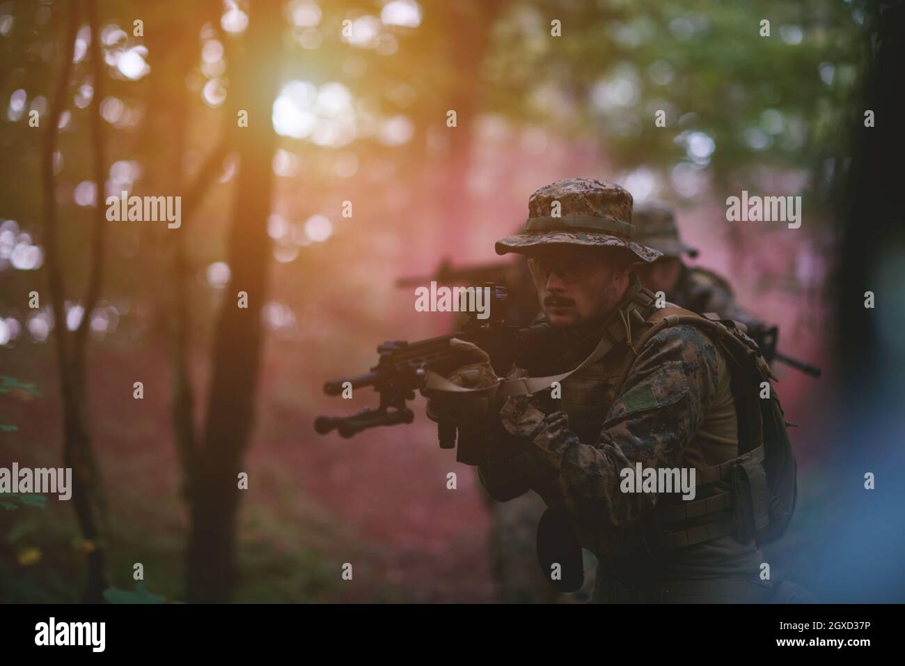 Modern warfare Soldiers Squad Running as Team in Battle Formation Stock ...