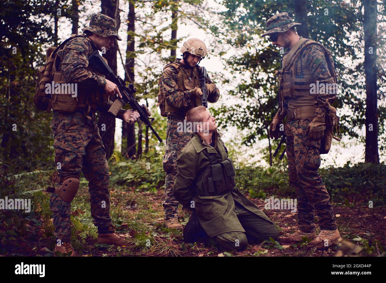 Fighter recon hi-res stock photography and images - Alamy