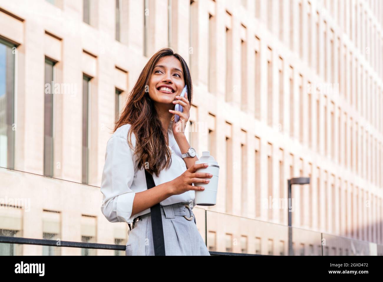 Professional indian woman hi-res stock photography and images - Alamy