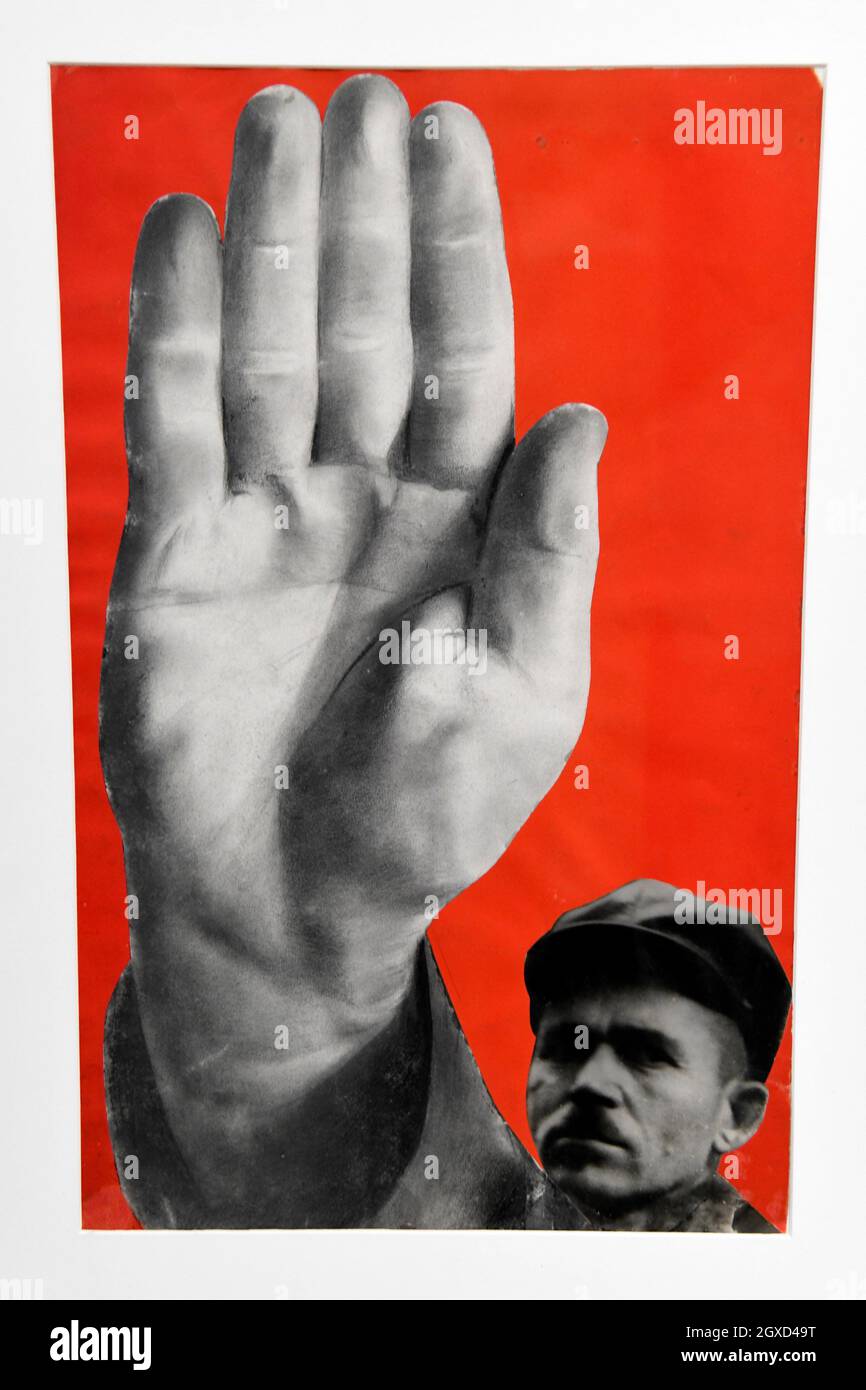 Soviet poster art hi-res stock photography and images - Alamy