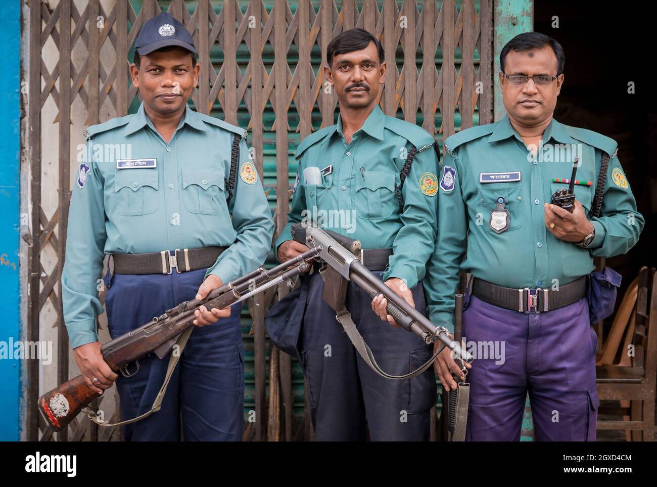 Security gates india hi-res stock photography and images - Alamy