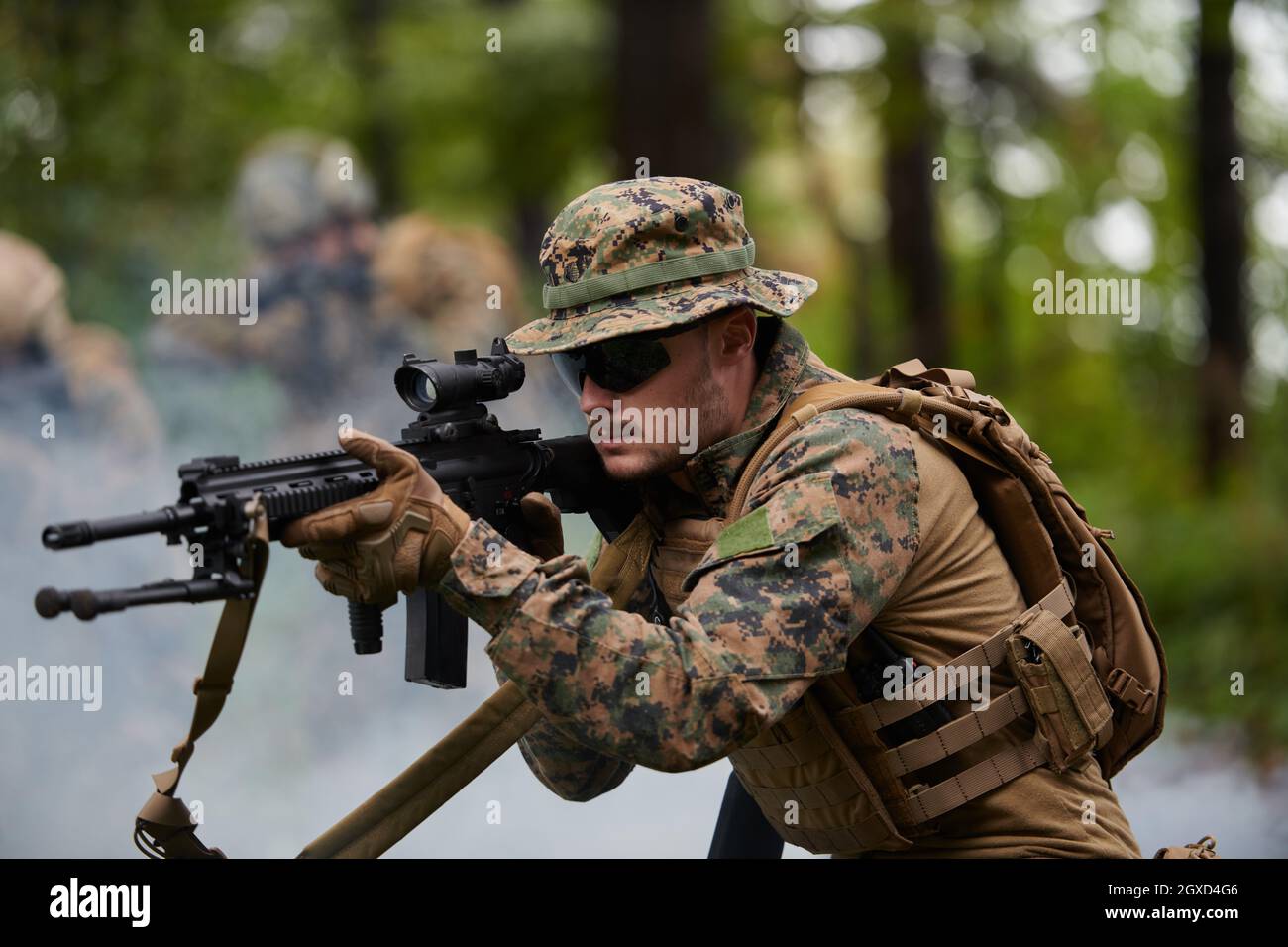Us marine fire team hi-res stock photography and images - Alamy