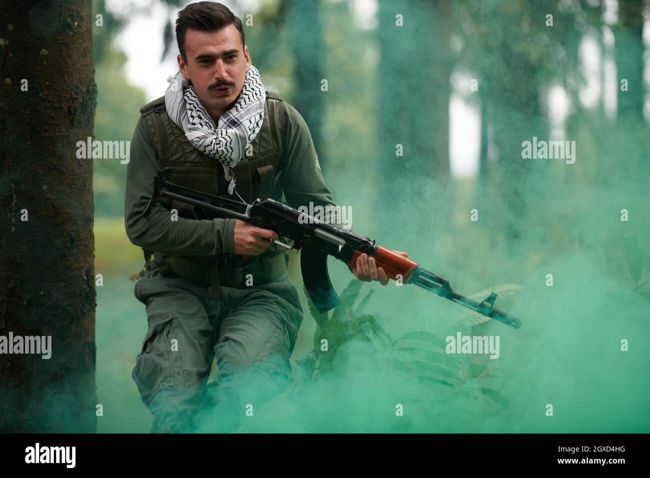 Islamic militant angry hi-res stock photography and images - Alamy