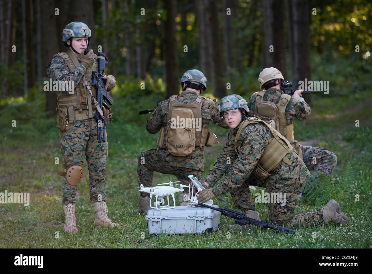 Modern Warfare Soldiers Squad are Using Drone for Scouting and ...
