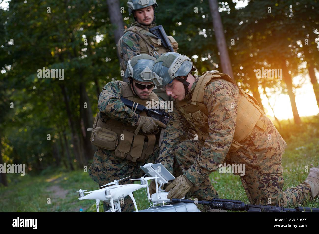 Modern Warfare Soldiers Squad are Using Drone for Scouting and ...