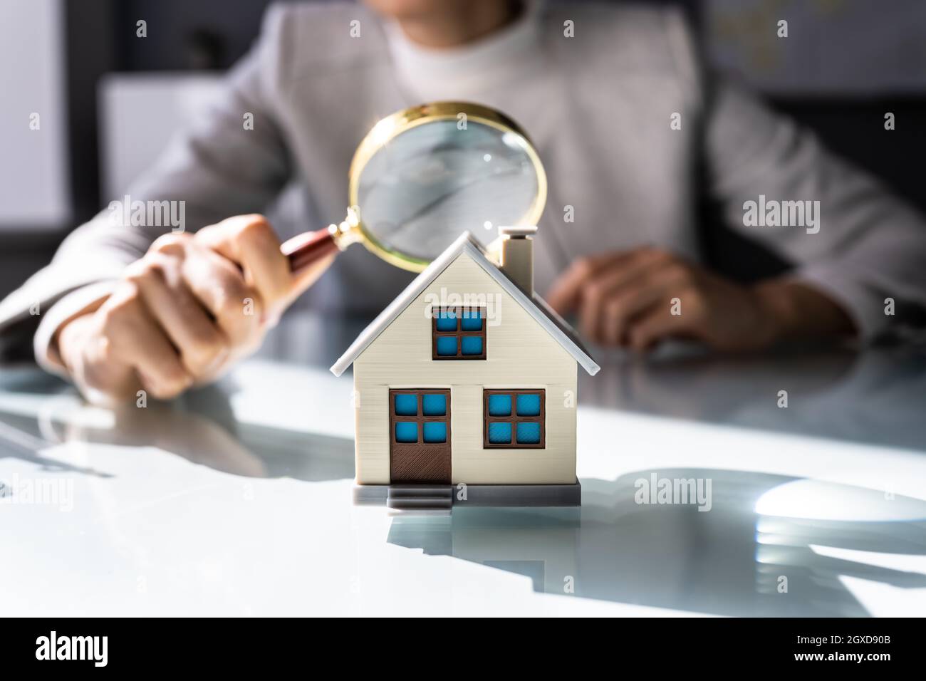 Real Estate House Appraisal And Appraisers Inspection Stock Photo - Alamy