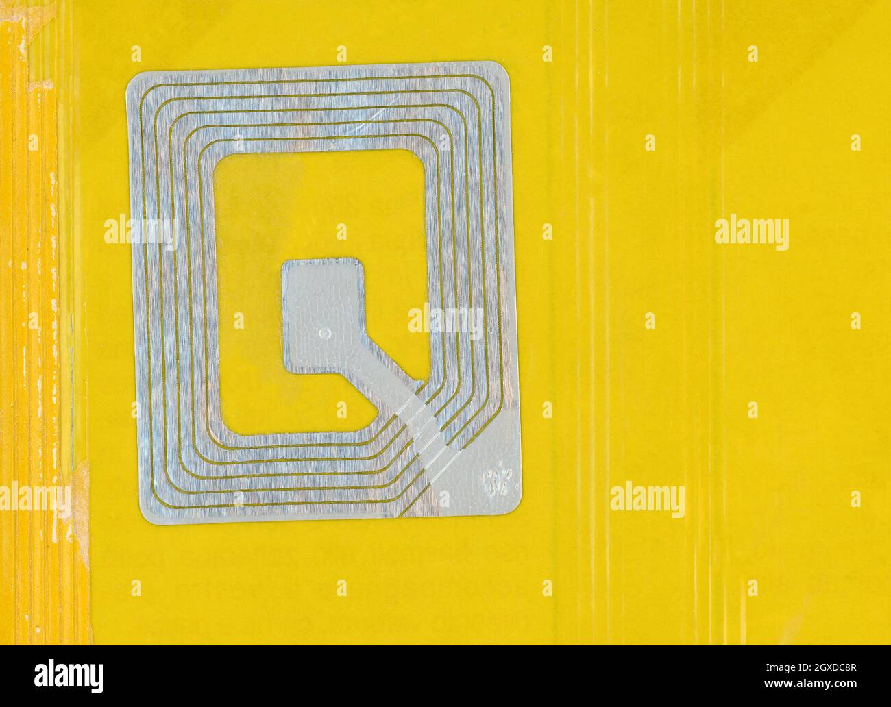 anti theft sticker security tag with antenna Stock Photo - Alamy