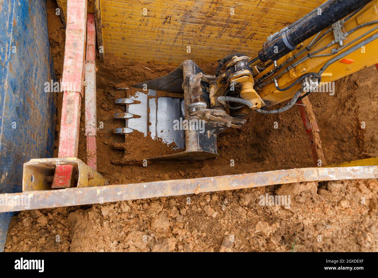Trench construction using metal trench supports The lining protects the ...