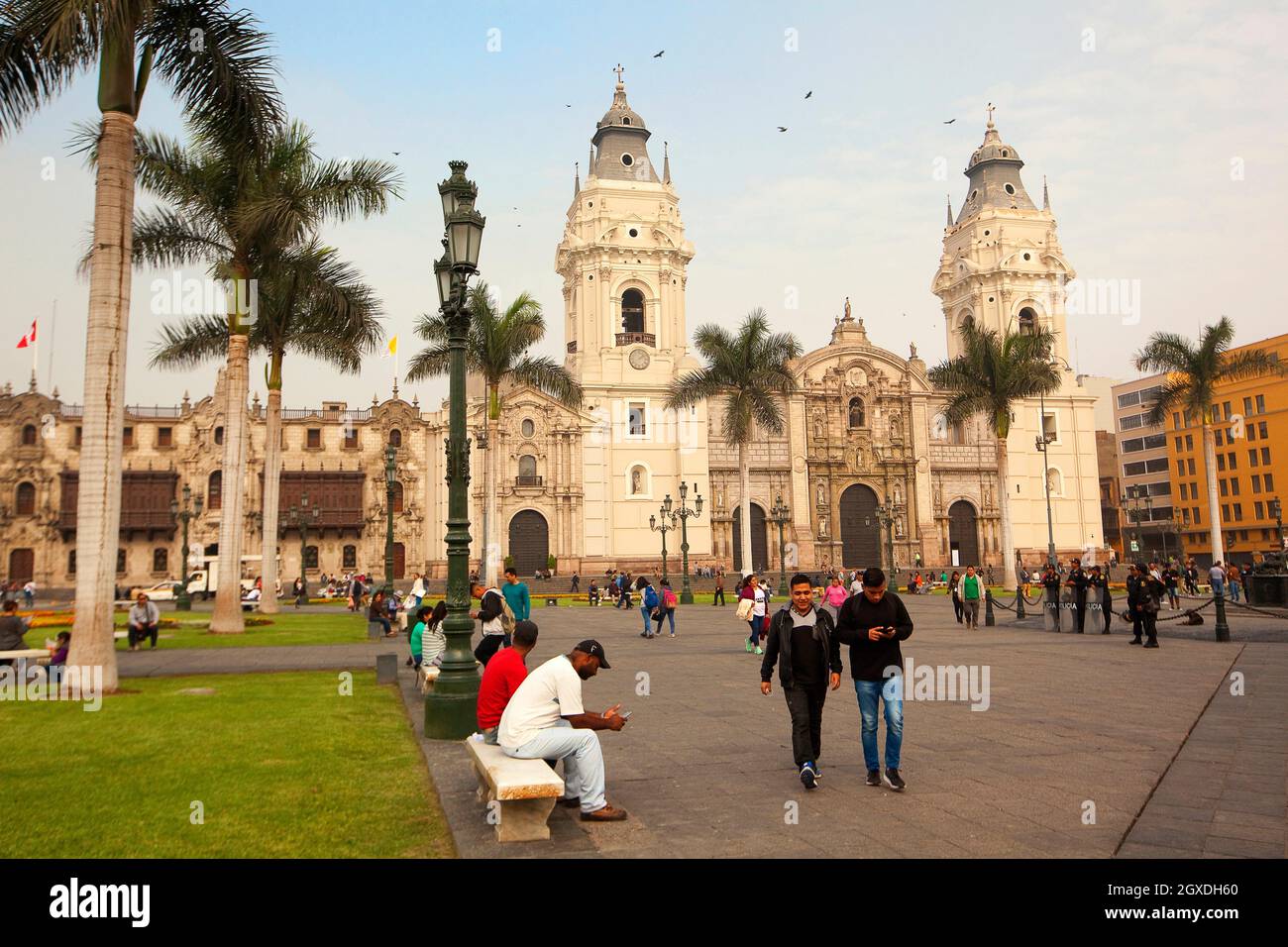 Catedral of lima hi-res stock photography and images - Alamy