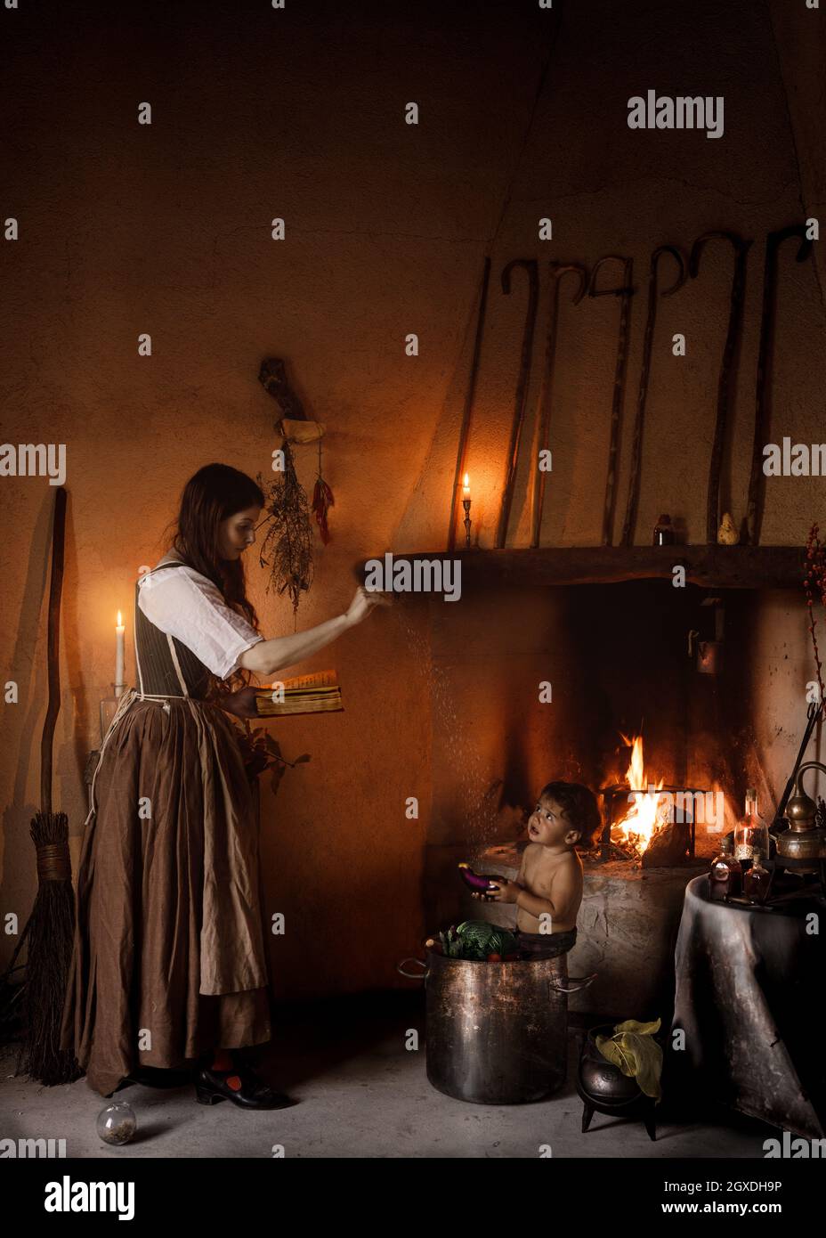 Roadside platform hi-res stock photography and images - Alamy