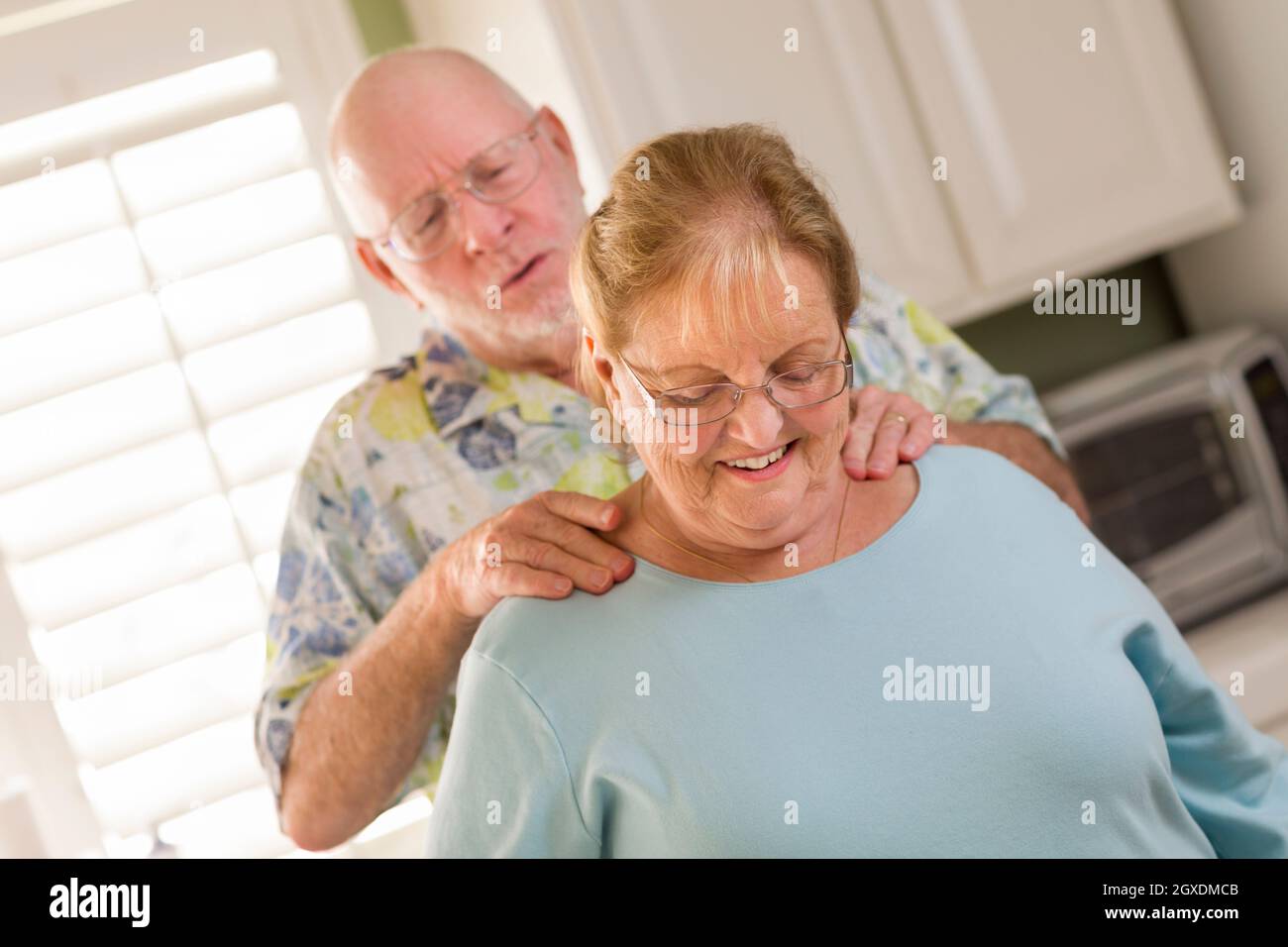 Shoulder rub hi-res stock photography and images - Alamy