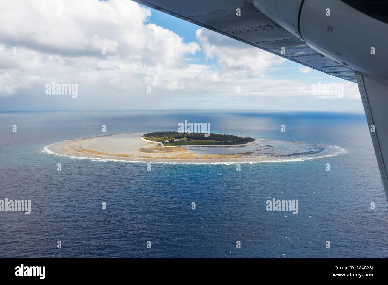 Lady Elliott Island midair areal view of the island. Queensland, Great ...